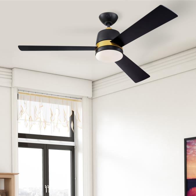 Warmweißes, dimmbares 5 Watt B35 LED-Leuchtmittel mit E14-Sockel von ... Warmweißes, dimmbares 5 Watt B35 LED-Leuchtmittel mit E14-Sockel von ...